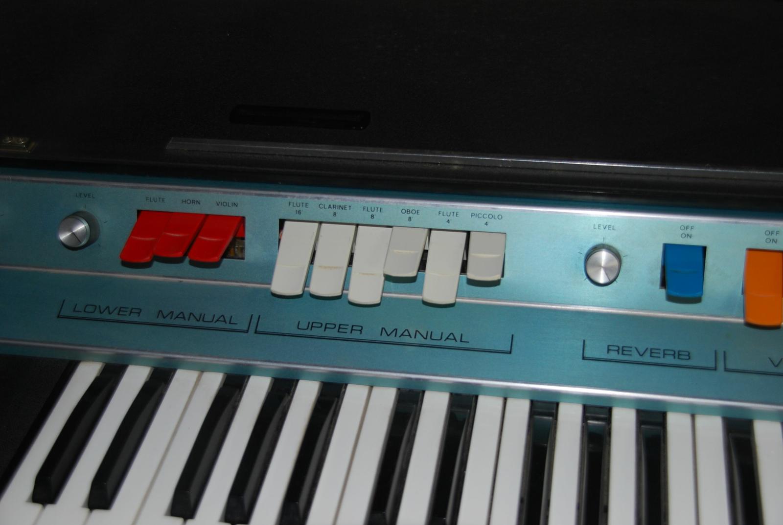 ORGANO ELGAM SYMPHONY 200 ...VINTAGE!!! TASTIERA SINTETIZZAT | JPEGbay.com