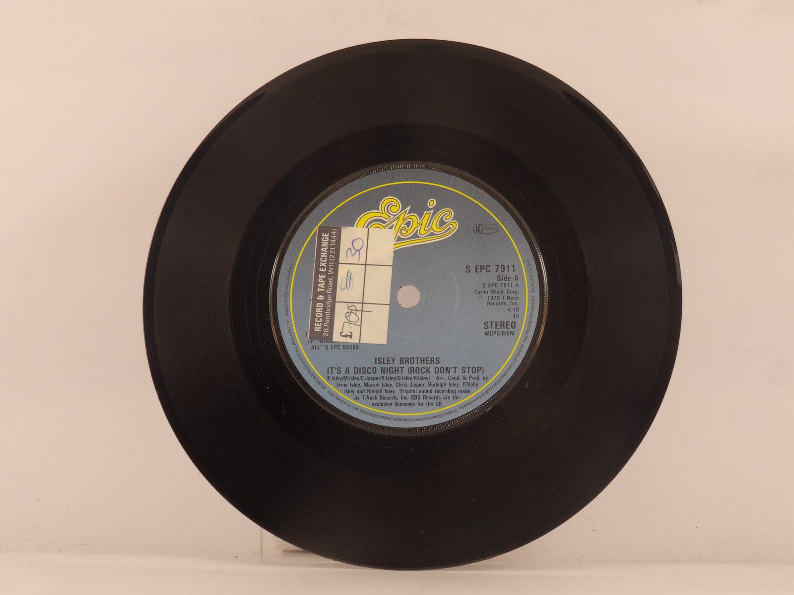 ISLEY BROTHERS IT'S A DISCO NIGHT / AIN'T GIVIN UP NO LOVE (113) 2 ...