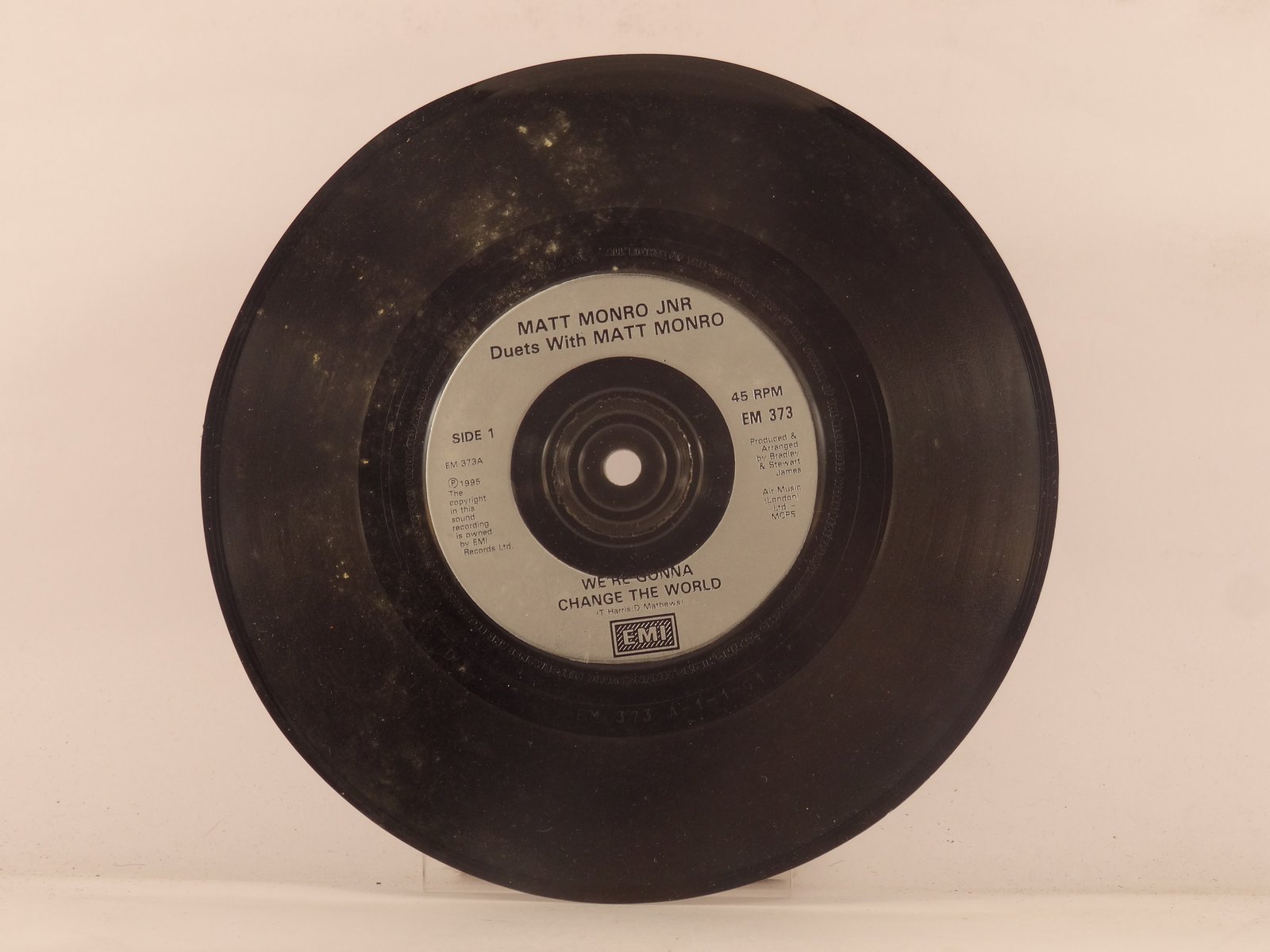 MATT MONRO JNR DUETS WITH MATT MONRO WE GONNA CHANGE THE WORLD / HE AIN ...